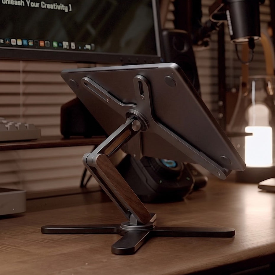 Cyber Vintage | Innovative Workspace & Timeless Desk Setup